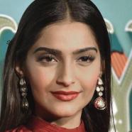 सोनम | Sonam Name Meaning in Hindi & English, Rashi, Nakshatra, Origin ...